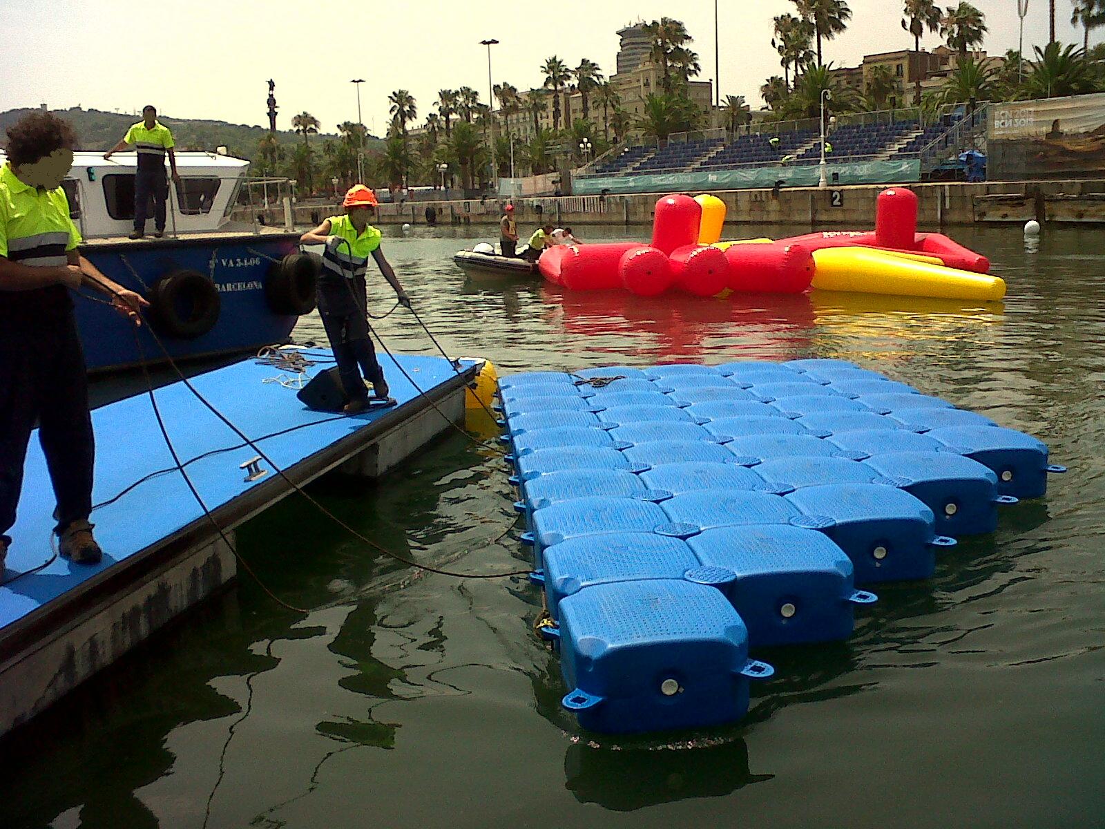 CUBISYSTEM FLOATING DOCKS, THE INNOVATIVE FLOATING TRIATHLON PLATFORM - Cubisystem